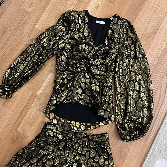 A.L.C. | Dresses | Set Like New Alc Silk Gold Metallic Animal Print ...